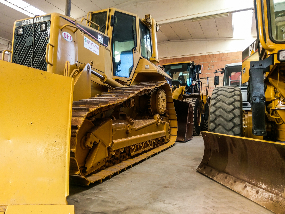 TecnoScavi s.r.l. - Macchine per movimento terra